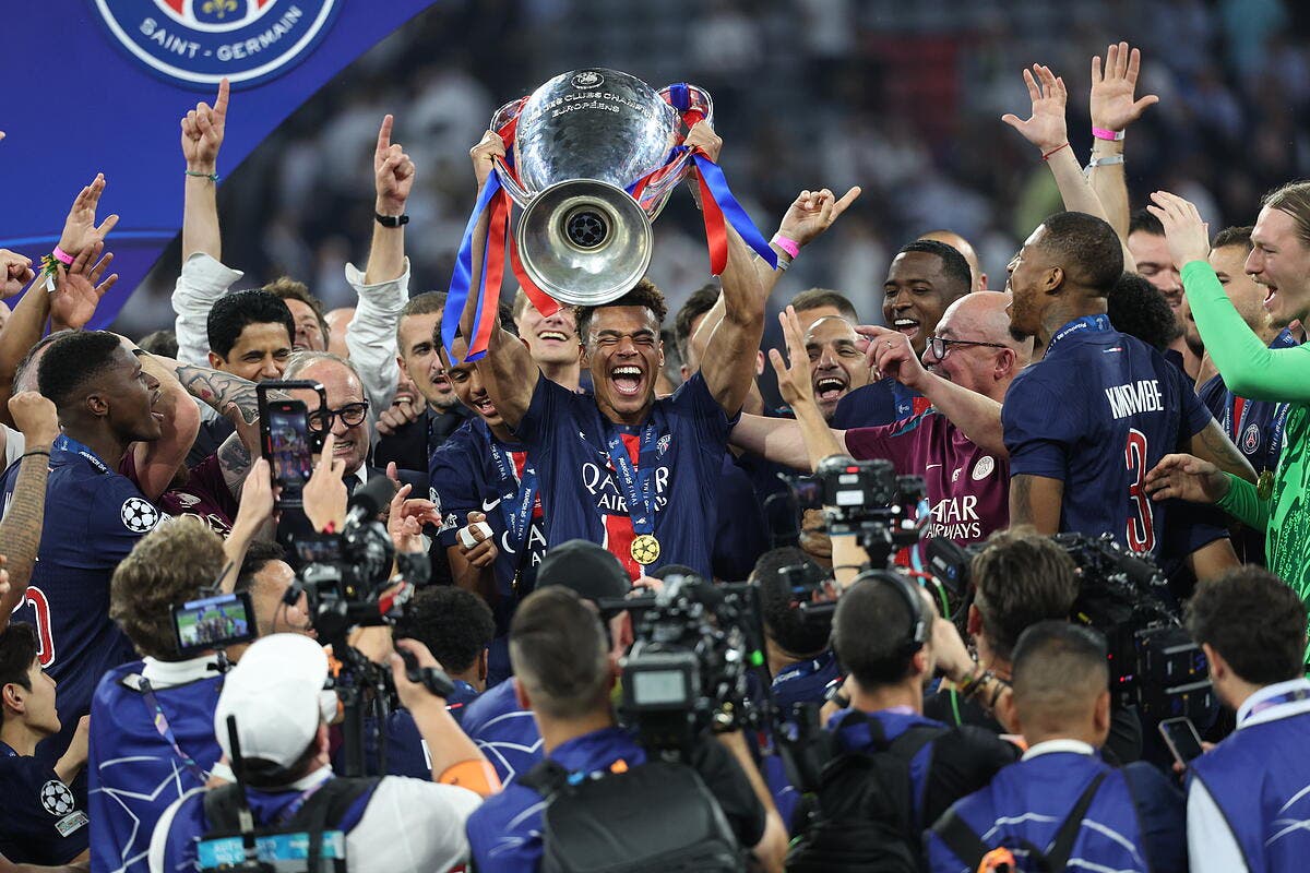 Le PSG remporte la Ligue des champions avec une victoire historique 5-0 - JustFootball : Toute l ...